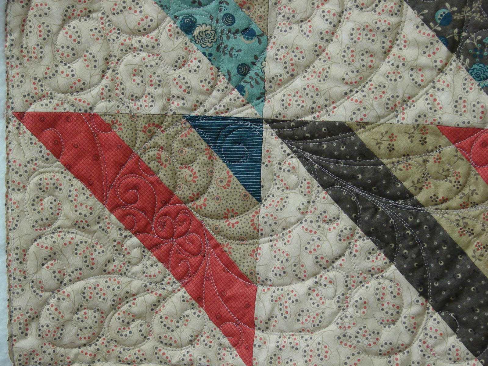 Quilt Vine: Strip Tube Quilt