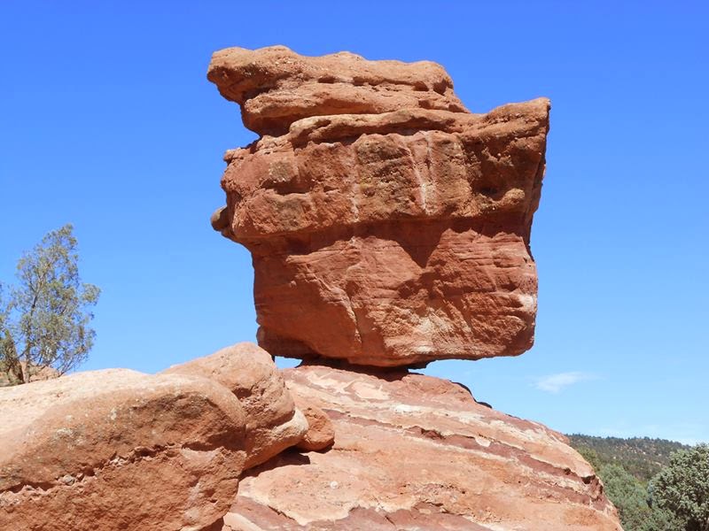 The Balanced Rock | The Garden of the Gods, Colorado