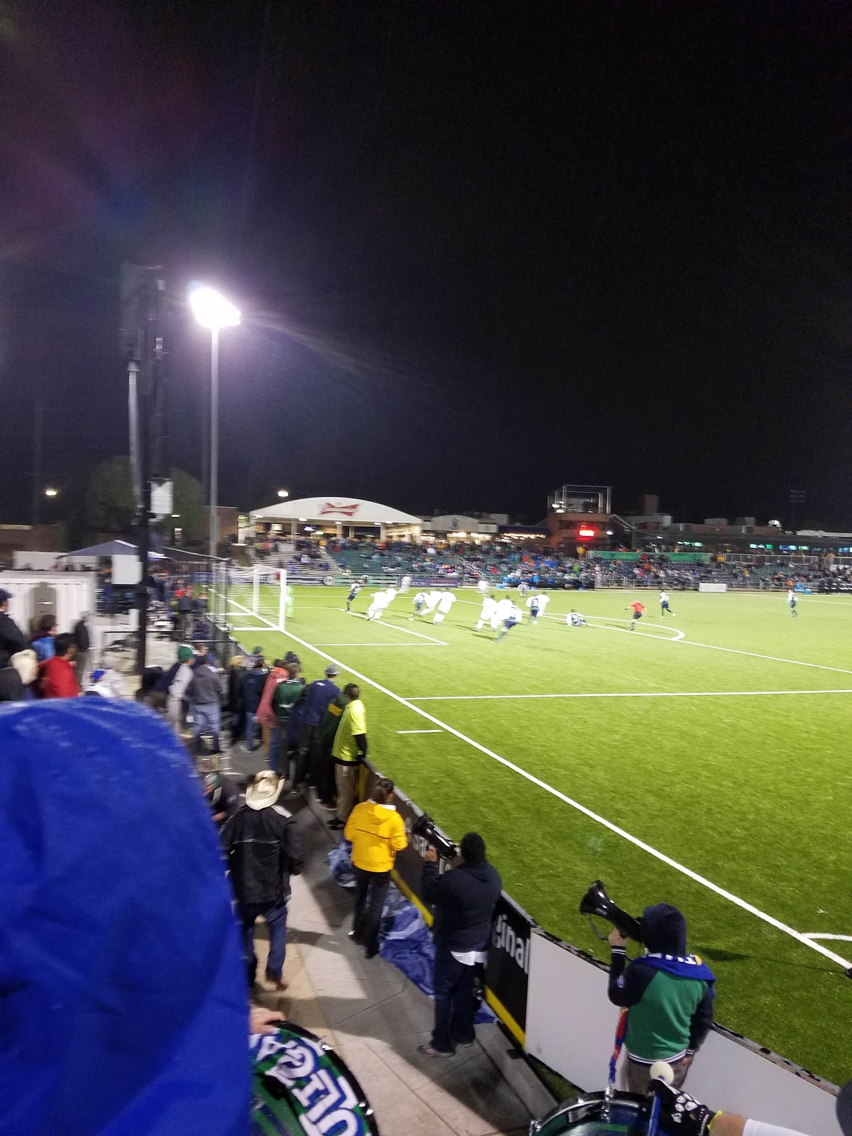Bob Delaney At Large: Rainy Night with the St. Louligans