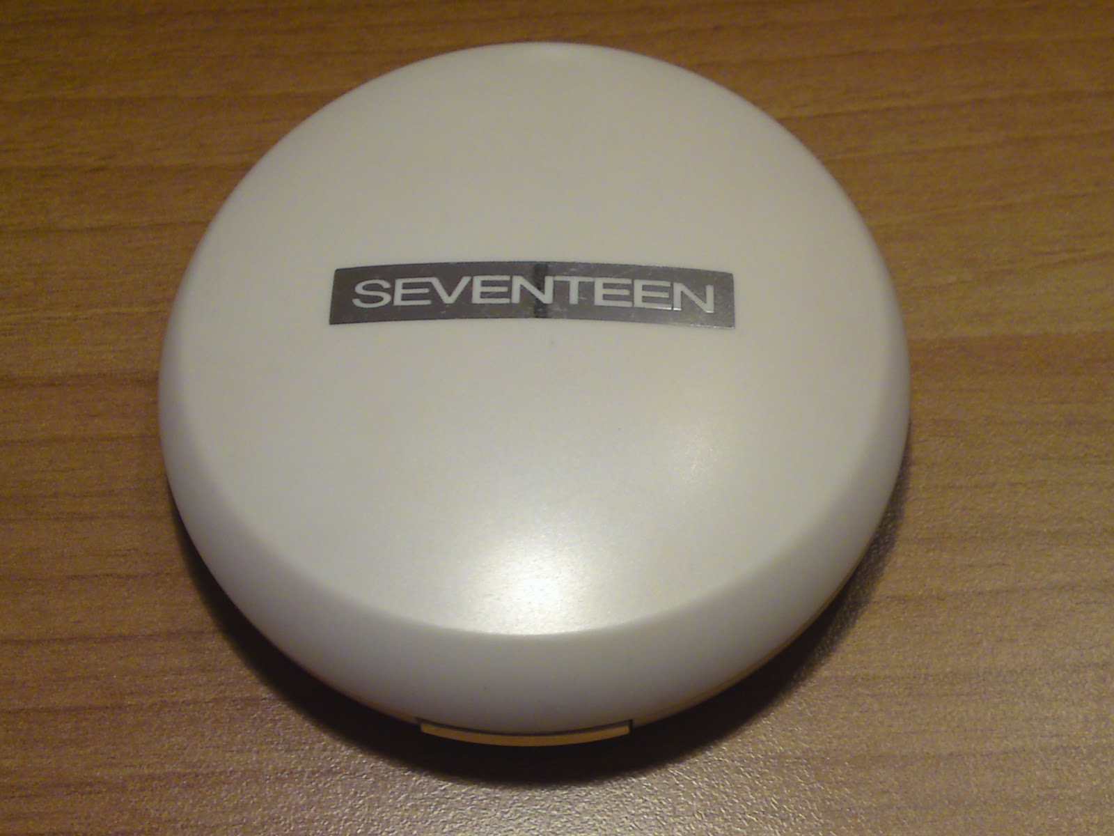Rebeaut yourself: Seventeen Natural Silky Compact Powder