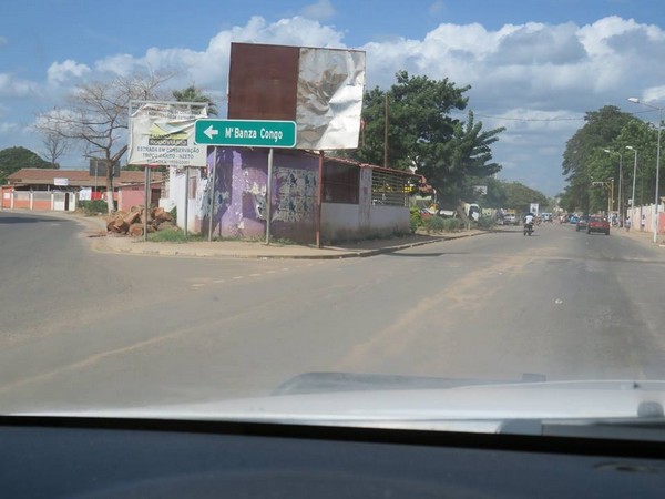 COMPANHIA DE CAÇADORES 4742/72 LUFICO - ANGOLA : Caxito, ontem e hoje