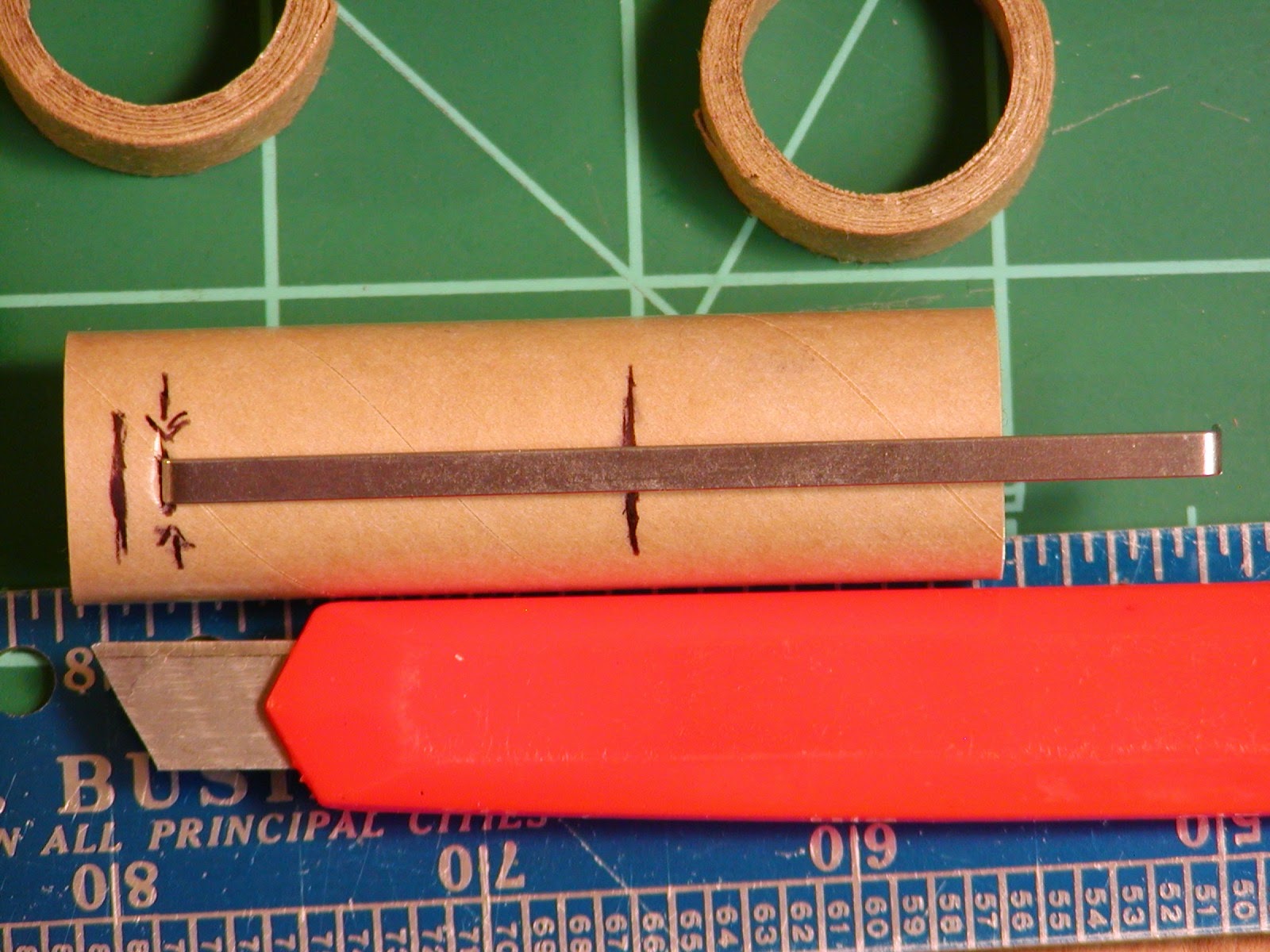 Robert's Space Place: Building the Pitsco "Model A"