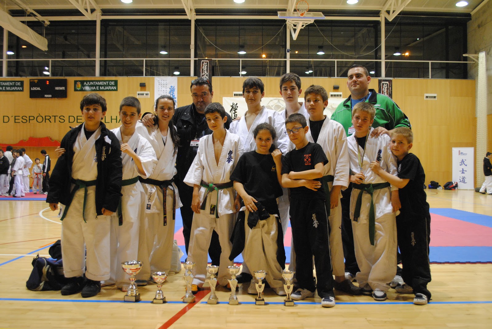 KARATE KYOKUSHIN: ¡BIENVENIDOS! OSU!