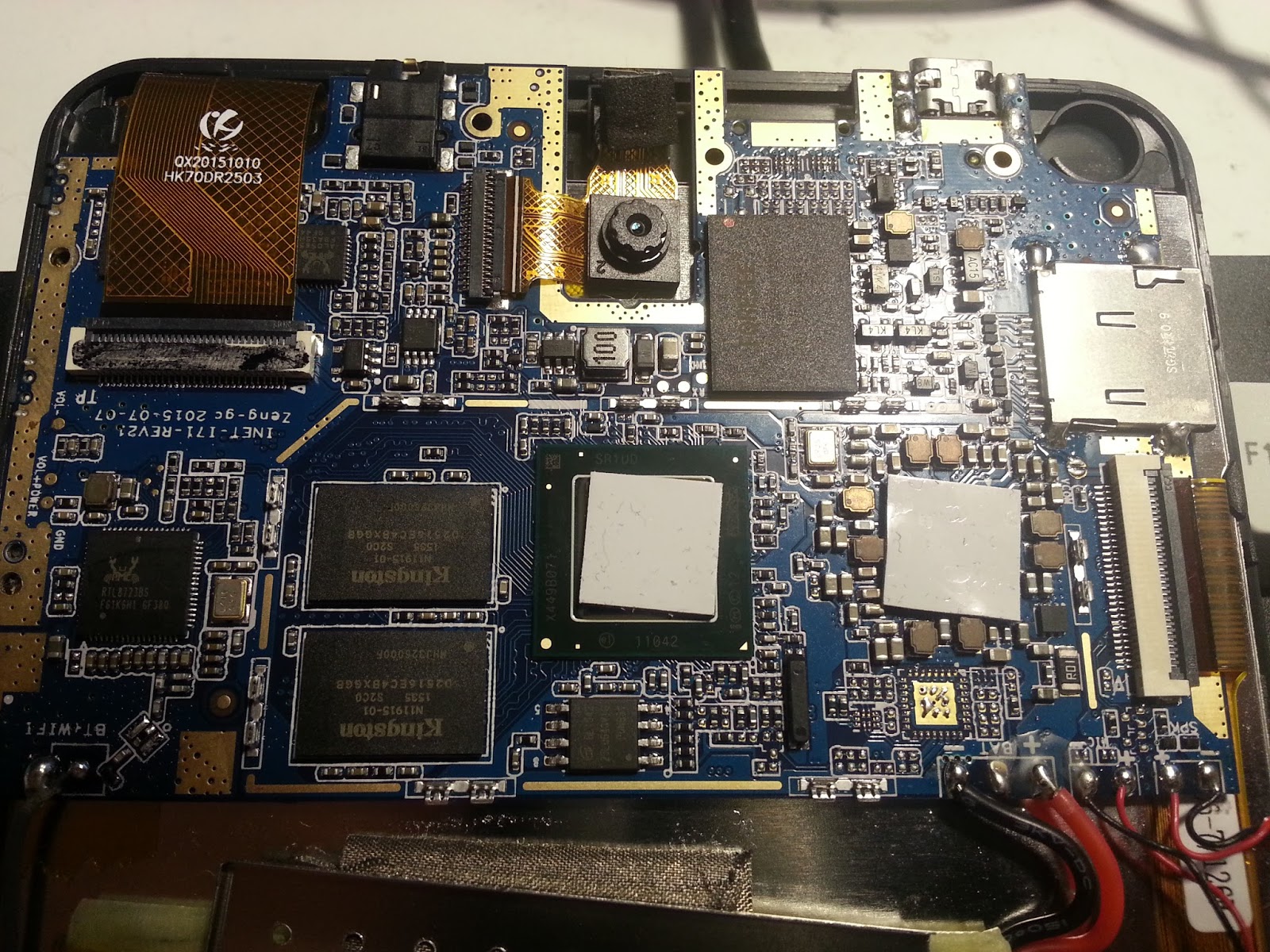 technikgebastel: Trekstore Surftab Wintron 7.0 I: Hardware