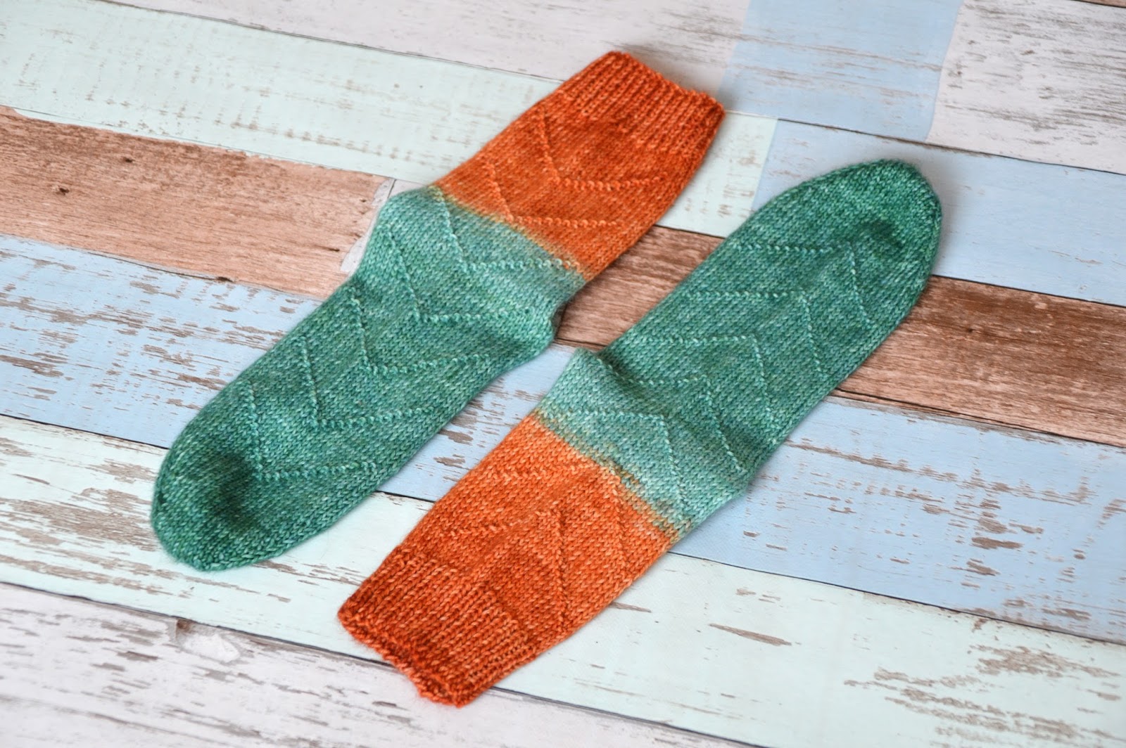 Carmela Biscuit's Spot: Rusty Socks