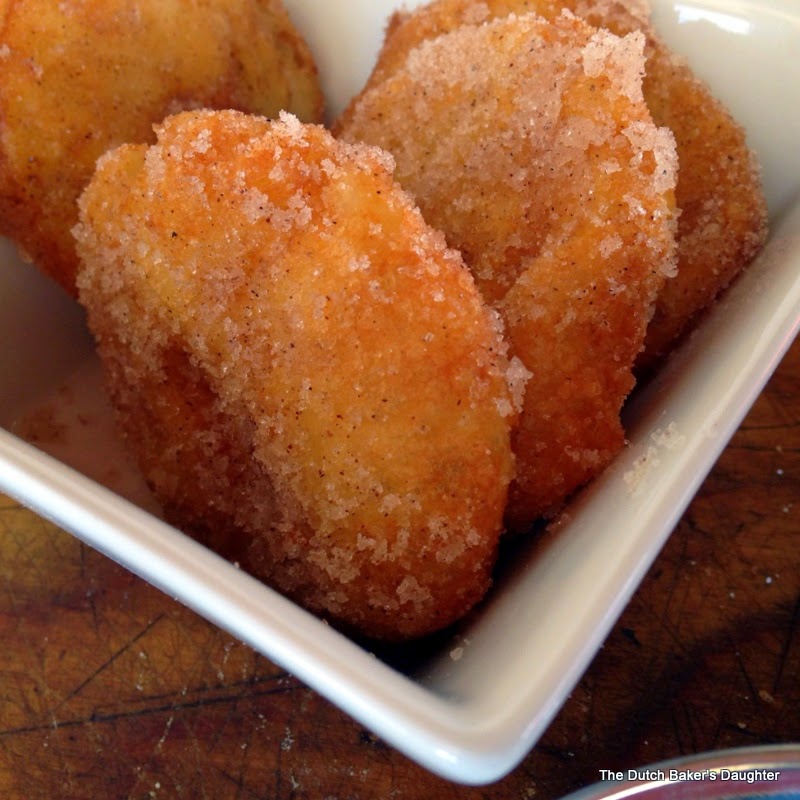 The Dutch Baker's Daughter: Appelbeignets (Dutch Apple Fritters)