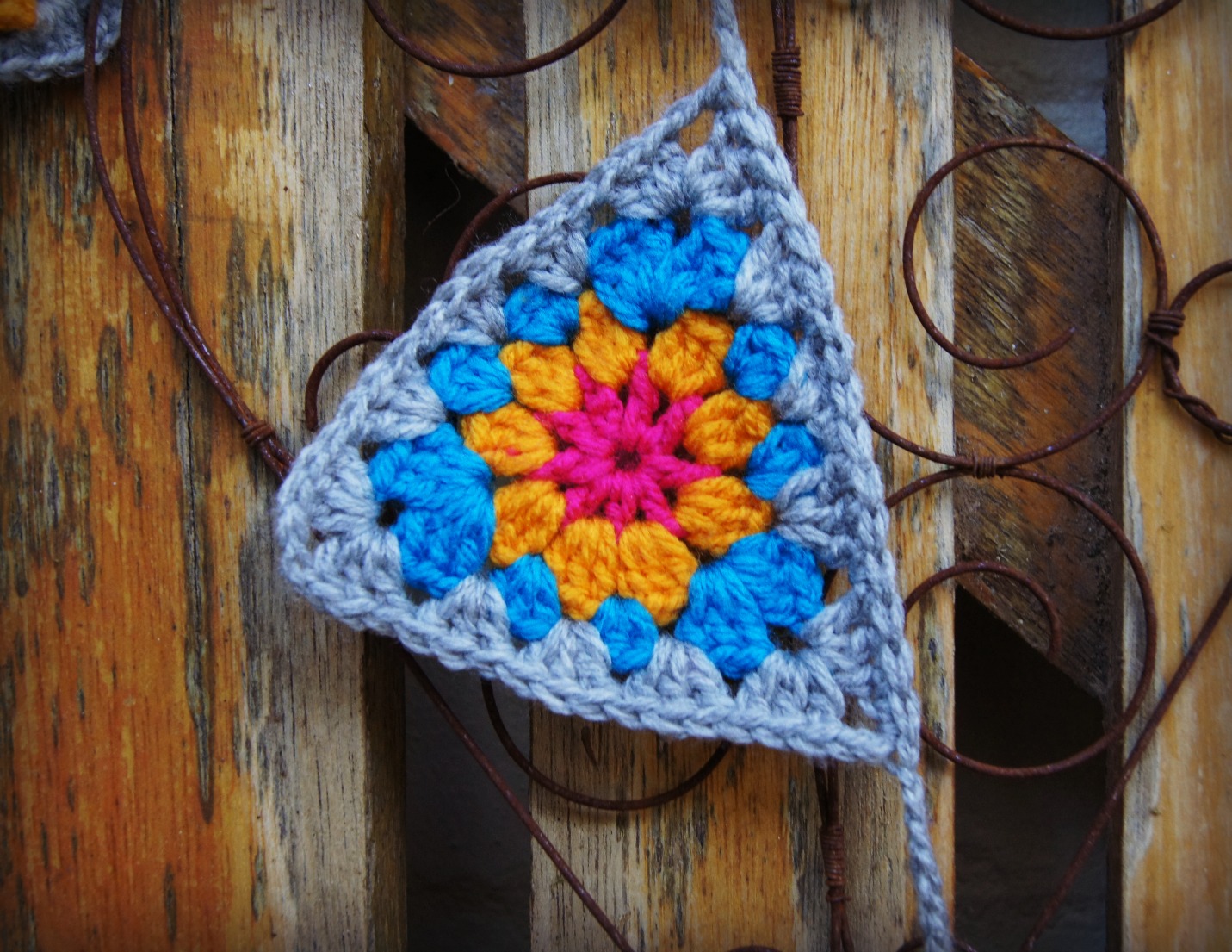 To Tame Me: Crochet bunting