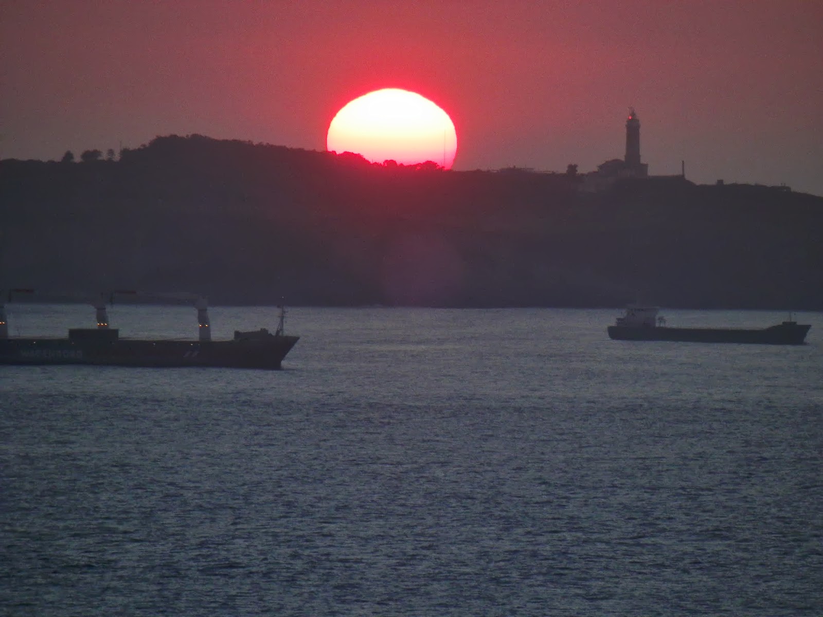 hadaquenada: POLUCIONES NOCTURNAS III