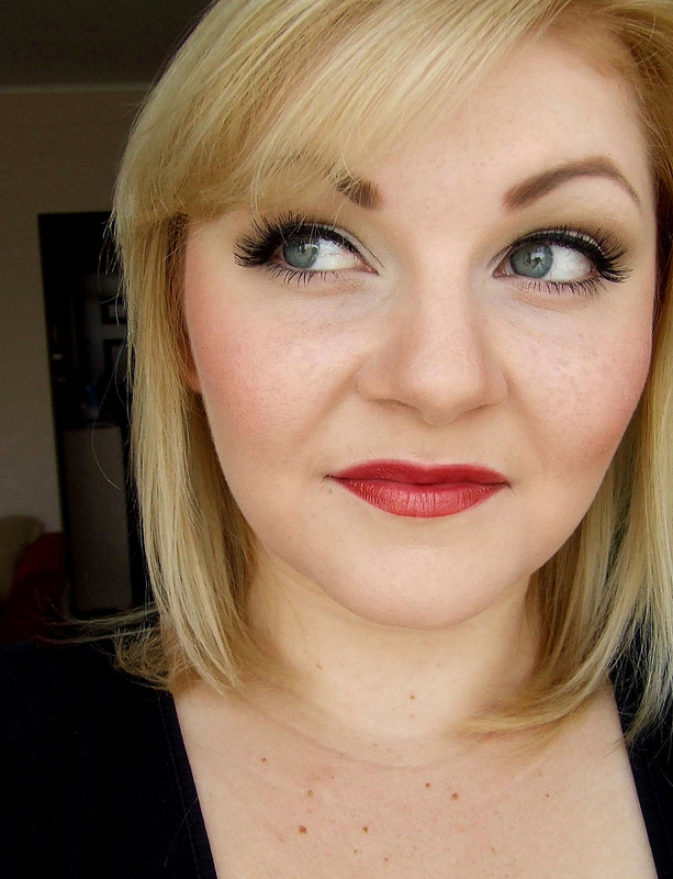 Katie Beauty: Smink: Pin-up girl