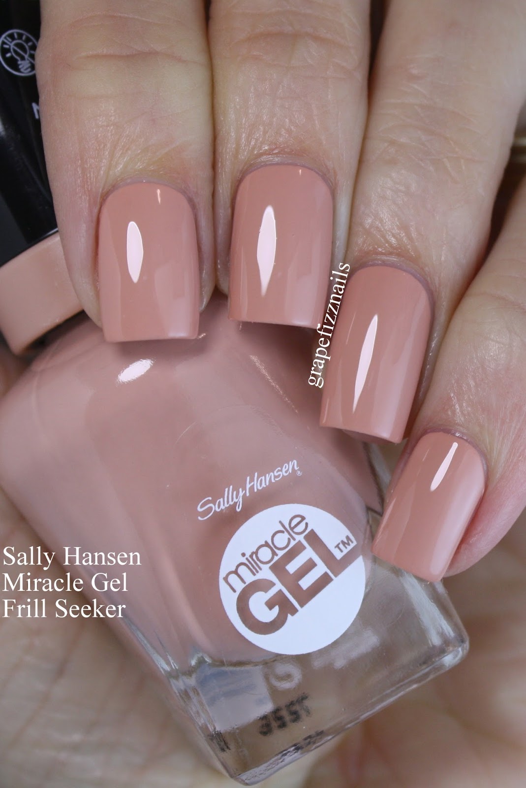 Grape Fizz Nails: Sally Hansen Miracle Gel Travel In Colour Collection