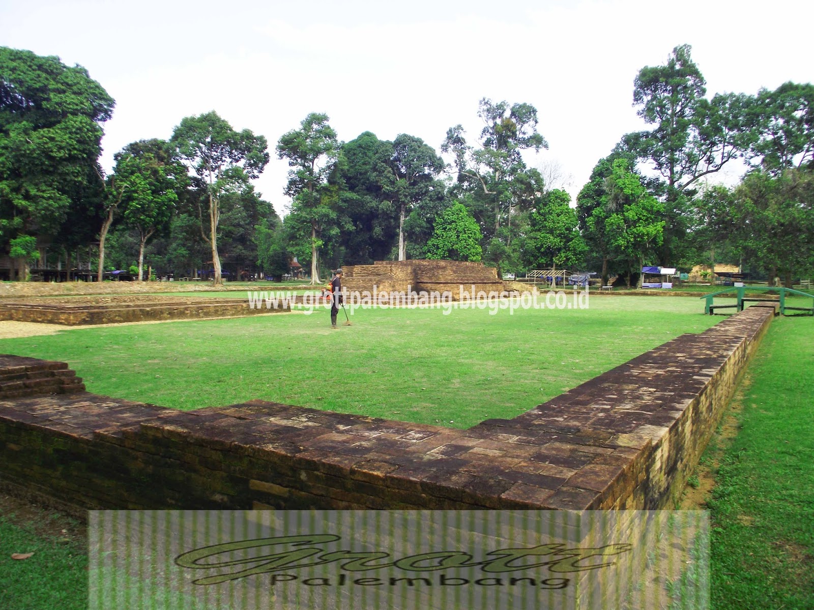CANDI MUARO JAMBI - GROTT PALEMBANG