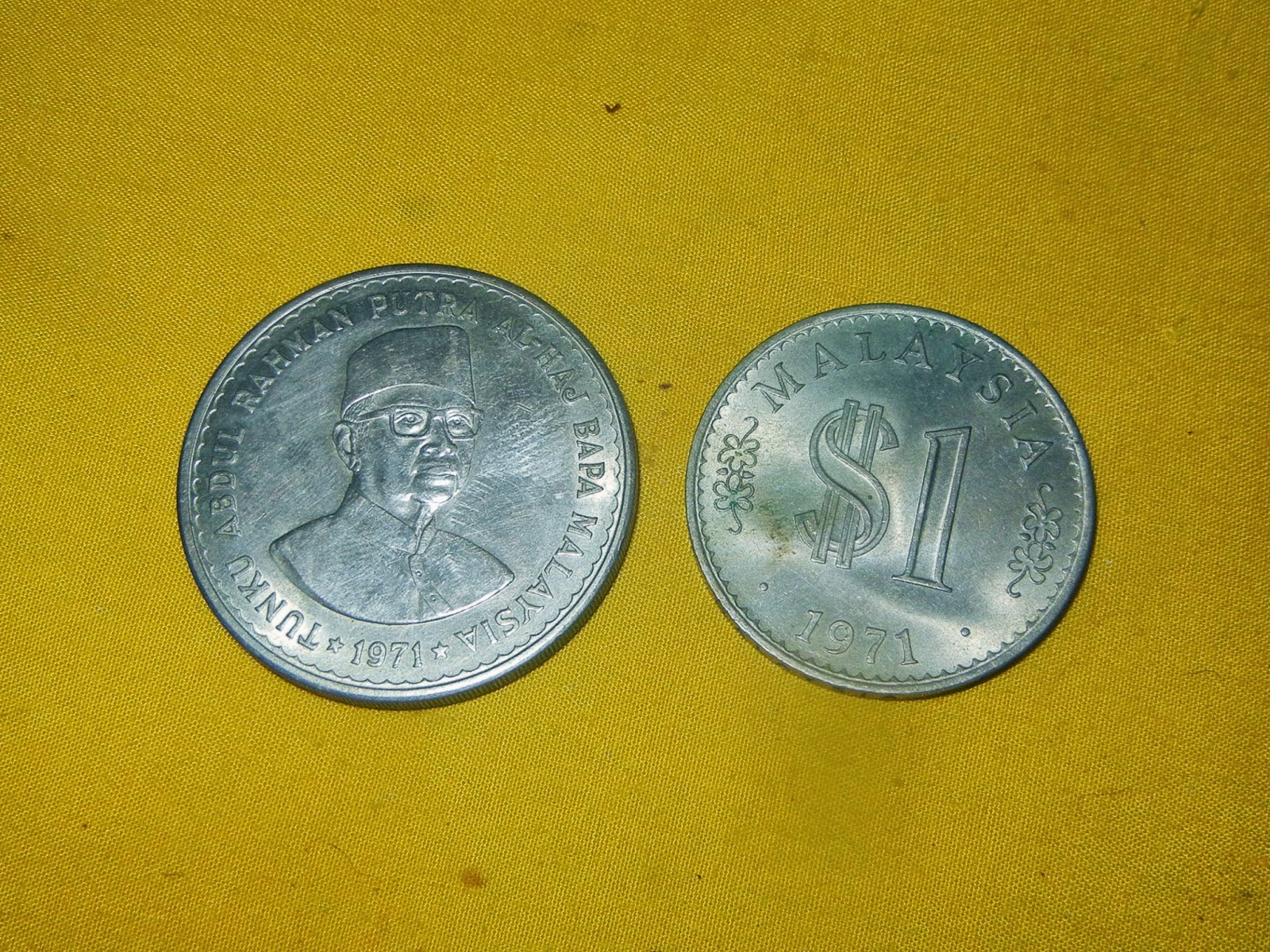 GELIGA KINABALU: DUIT SYILING 5 RINGGIT DAN 1 RINGGIT 1971