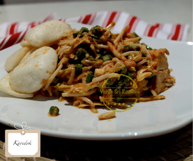 Widya Sri Rusdianti's Kitchen: INDONESIAN FRESH PEANUT SALAD (KAREDOK)