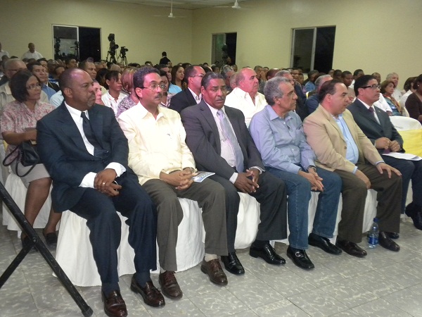 Francisanibalenlared.com: Gobernador Alcibíades Tavárez rinde sus ...