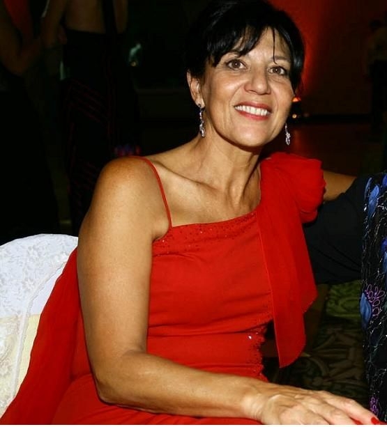 biography | MARIA CRISTINA AZCONA