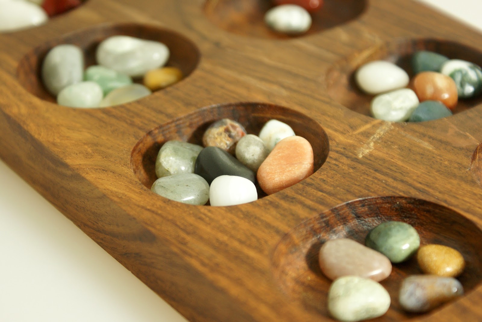 Learn How to Play Mancala in 5 Easy Steps | Learn About The Classic ...