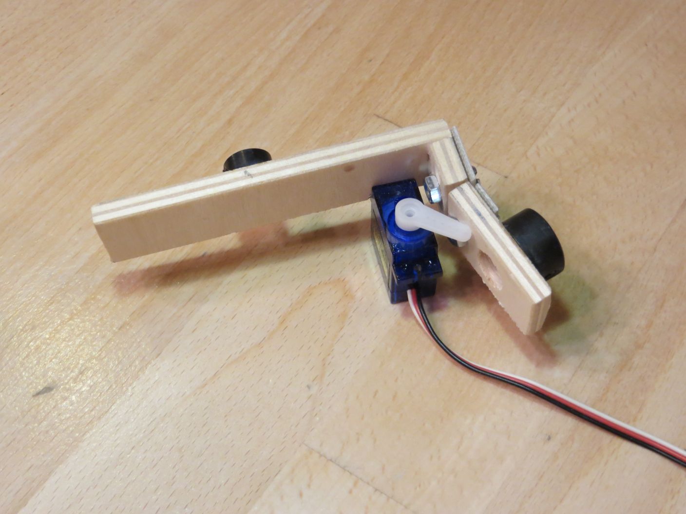 Tom's Projects: A Low-Cost EggPlotter