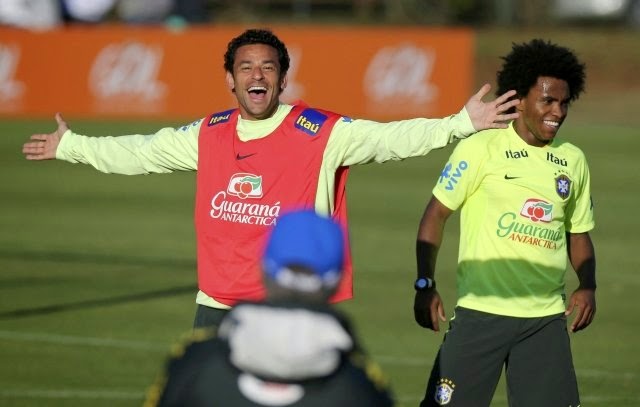 Players Gallery: Fred Soccer Player Bio News Records Profile Wallpaper.