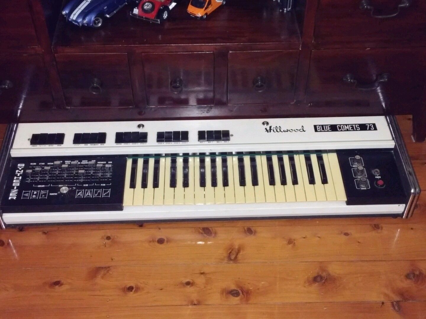 MATRIXSYNTH: Old 70's Hillwood Blue Comets 73 Analog Synthesizer