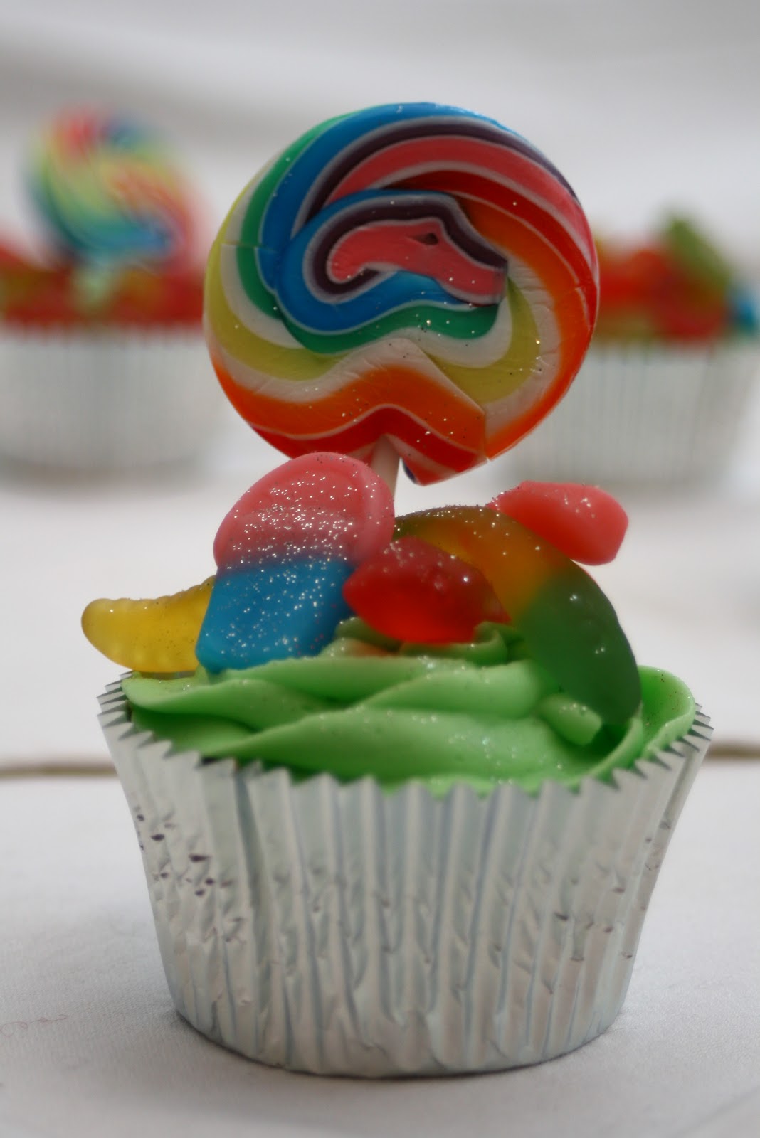 Becca Bakes: Sweetie Cupcakes