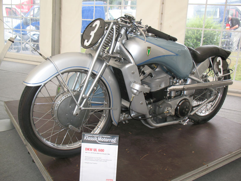 OddBike: DKW Supercharged Two-Strokes - Force-Fed Deeks