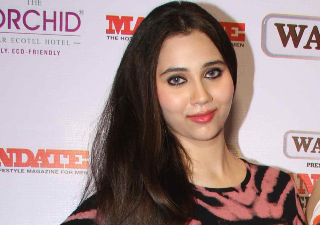 Sasha Agha Wiki, Movies,affairs, Biodata, Contact-info, Family, News, OMG