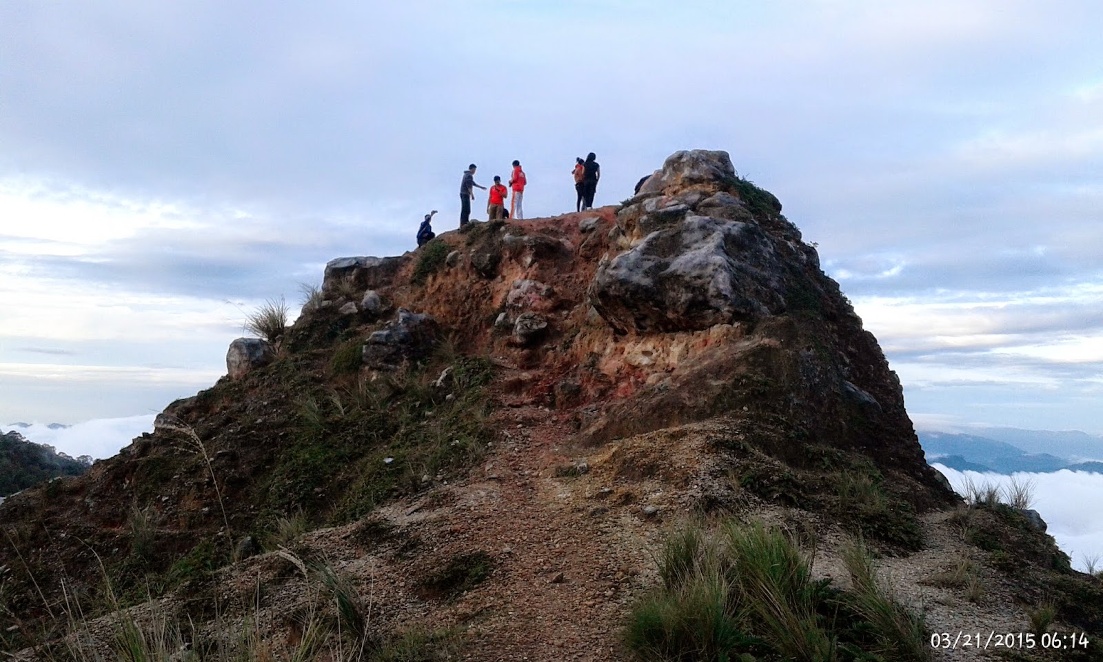 Gunung Ambang: Keindahan Dari Atas Gunung Ambang