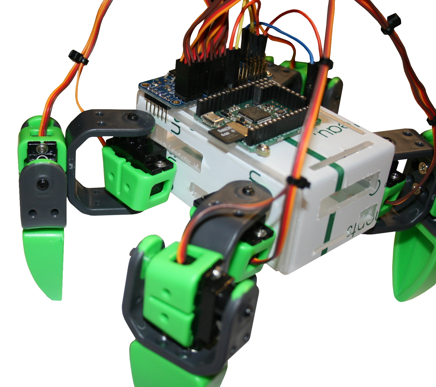 Doggy - un robot 4 pattes, 8 servos pour Arduino, MicroPython et ...