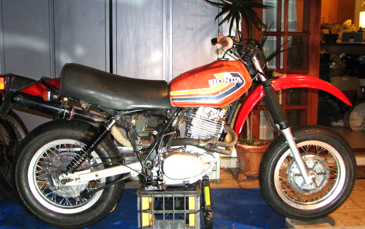 Crispy Cycles: XL500s with 16 inch wheels aka vintage supermoto