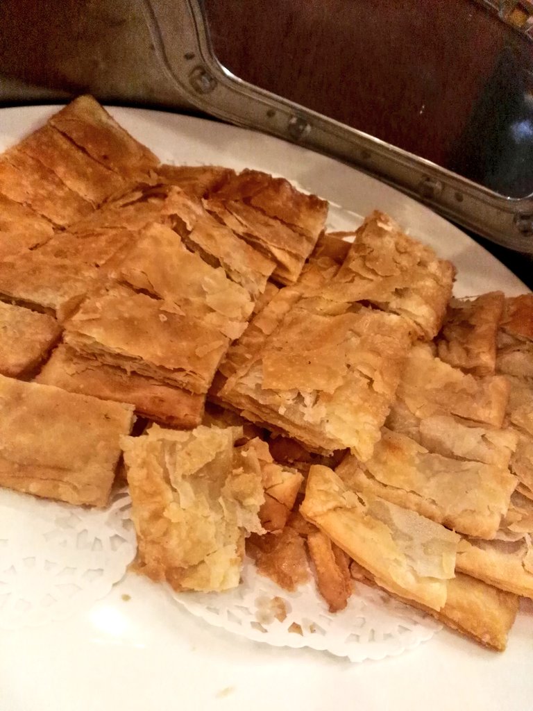 Sungkai Buffets In Brunei - Emperors Court
