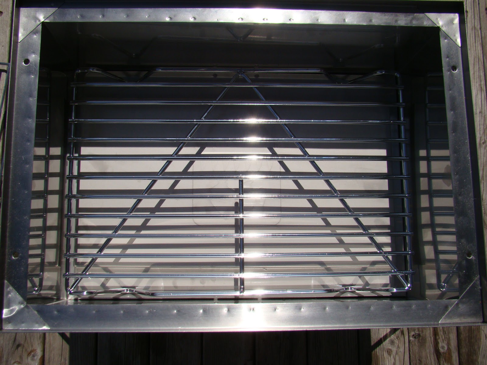 HRM CREATIVE BBQ: The Little Wombat grill review