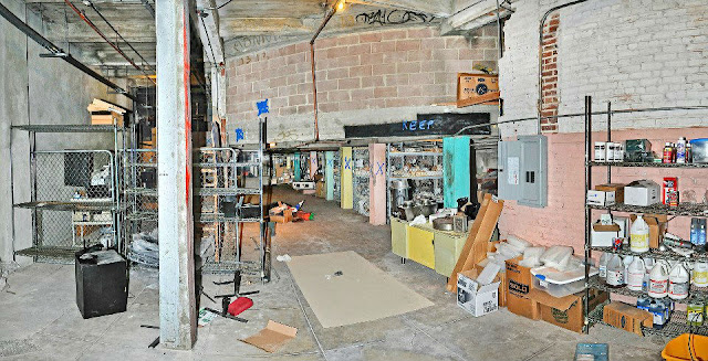 Los Angeles Theatres: Grauman's Chinese: basement backstage