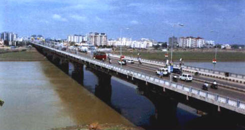 click of SURAT: Sardar Patel Bridge across river Tapti