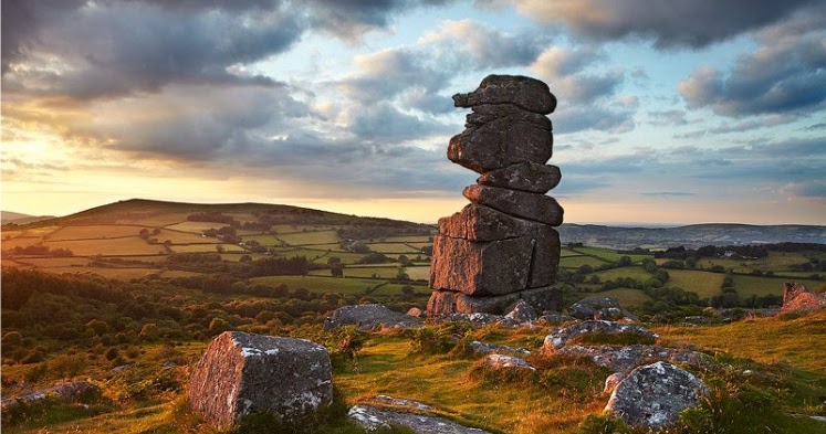 Kisah Manusia Dikutuk Jadi Batu Yang Paling Melegenda Di Dunia - Berita ...