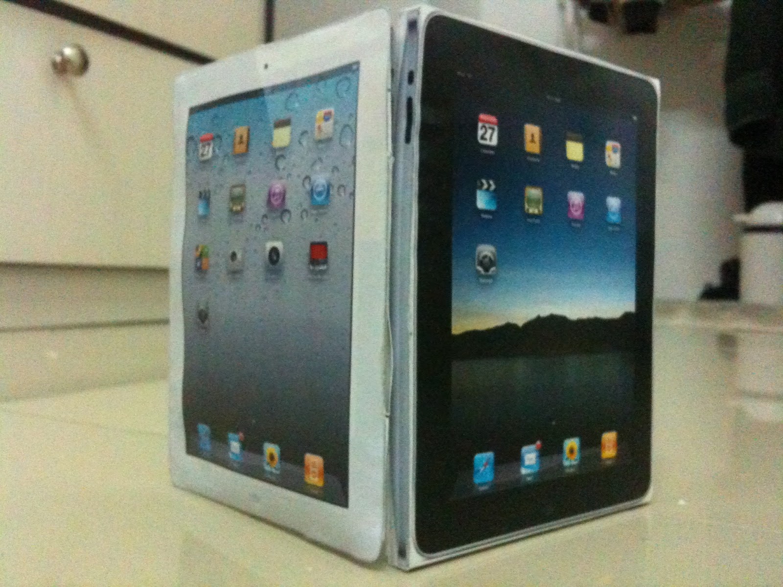 Adventure. Art. Engineering.: [Discontinued] Papercraft Project: Apple ...