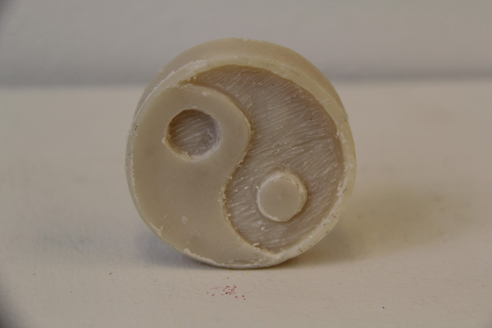 3D DESIGN ART 117 WINTER 2013: Reductive Sculpture (CARVING SOAP)