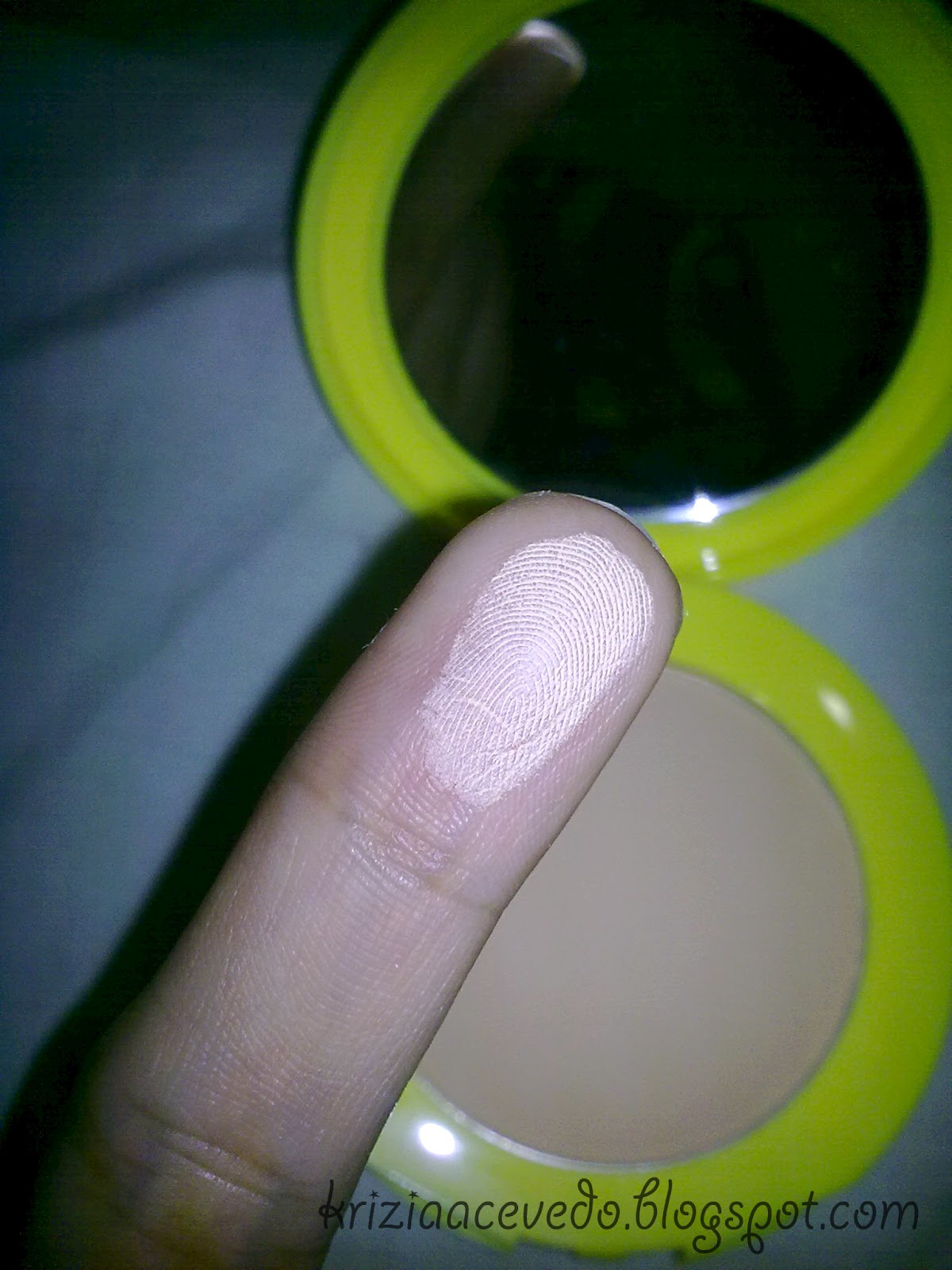 Thumbelisha's Corner: Review: Garnier Face Powder