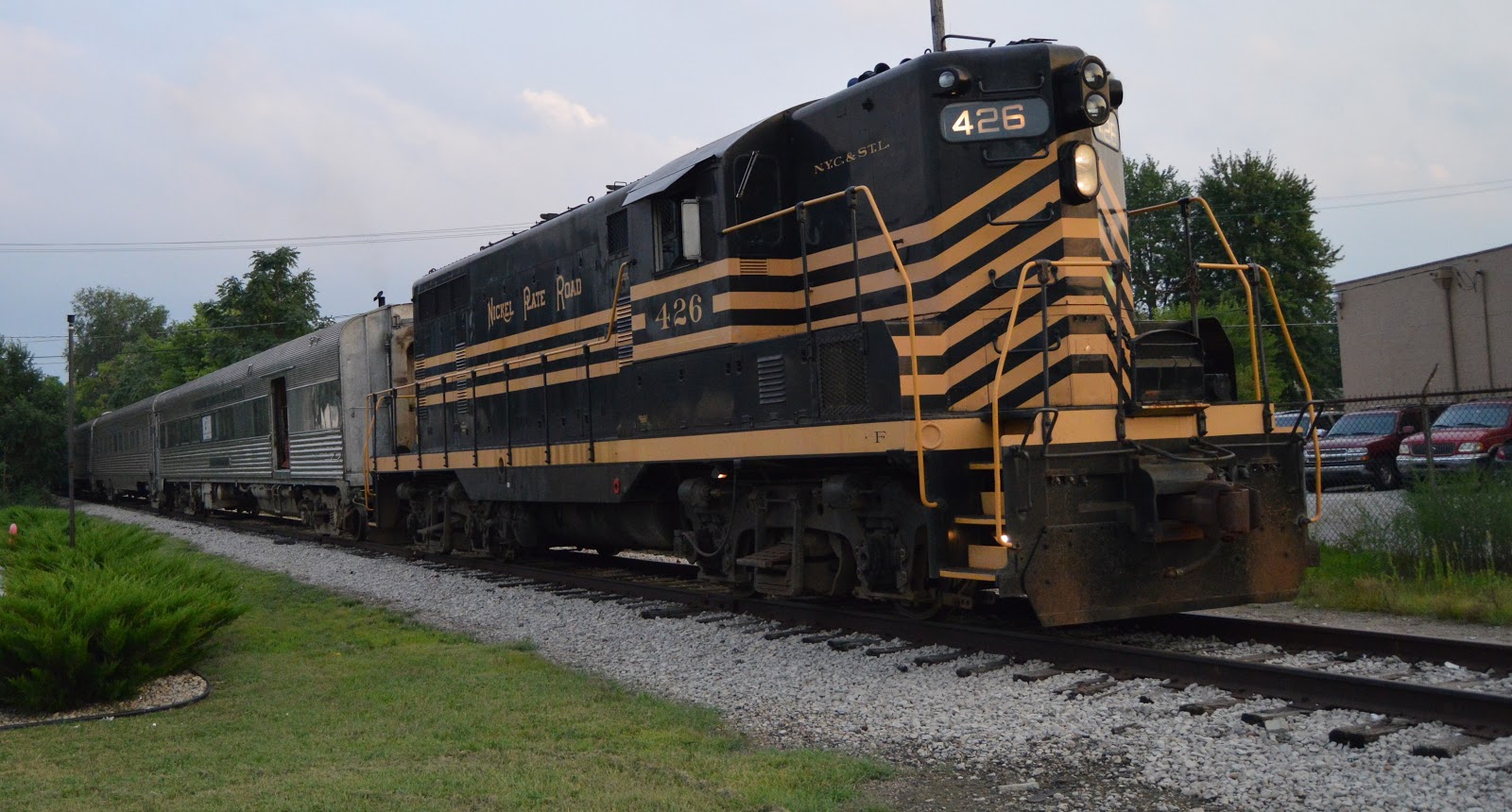 Towns and Nature: Tipton, IN: Surprised by a NKP diesel and Indiana ...