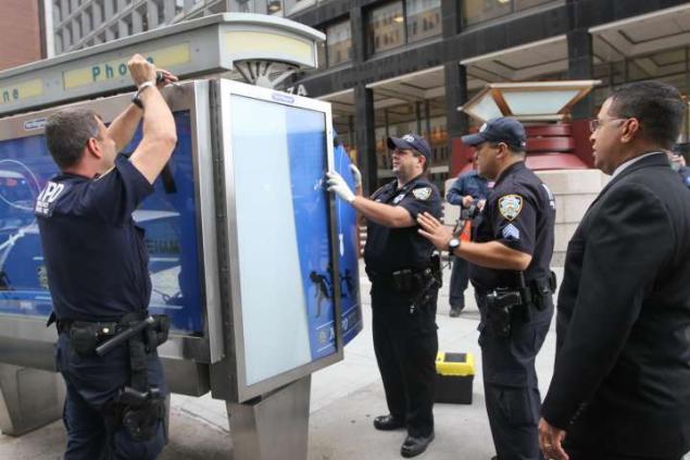 But thank goodness the cops are taking this crime seriously. Who knows ...