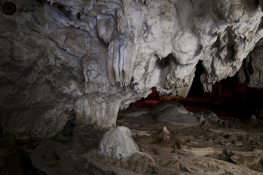 Pesteri in Podisul Mehedinti
