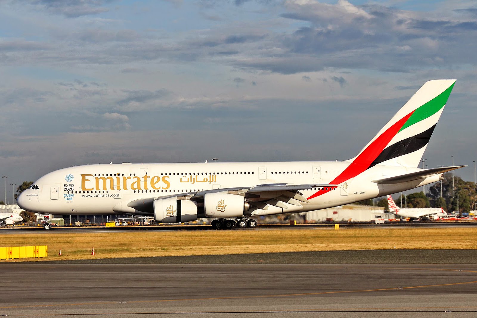 Perth Airport Spotter's Blog: Emirates A380-861 A6-EDP (Medical ...