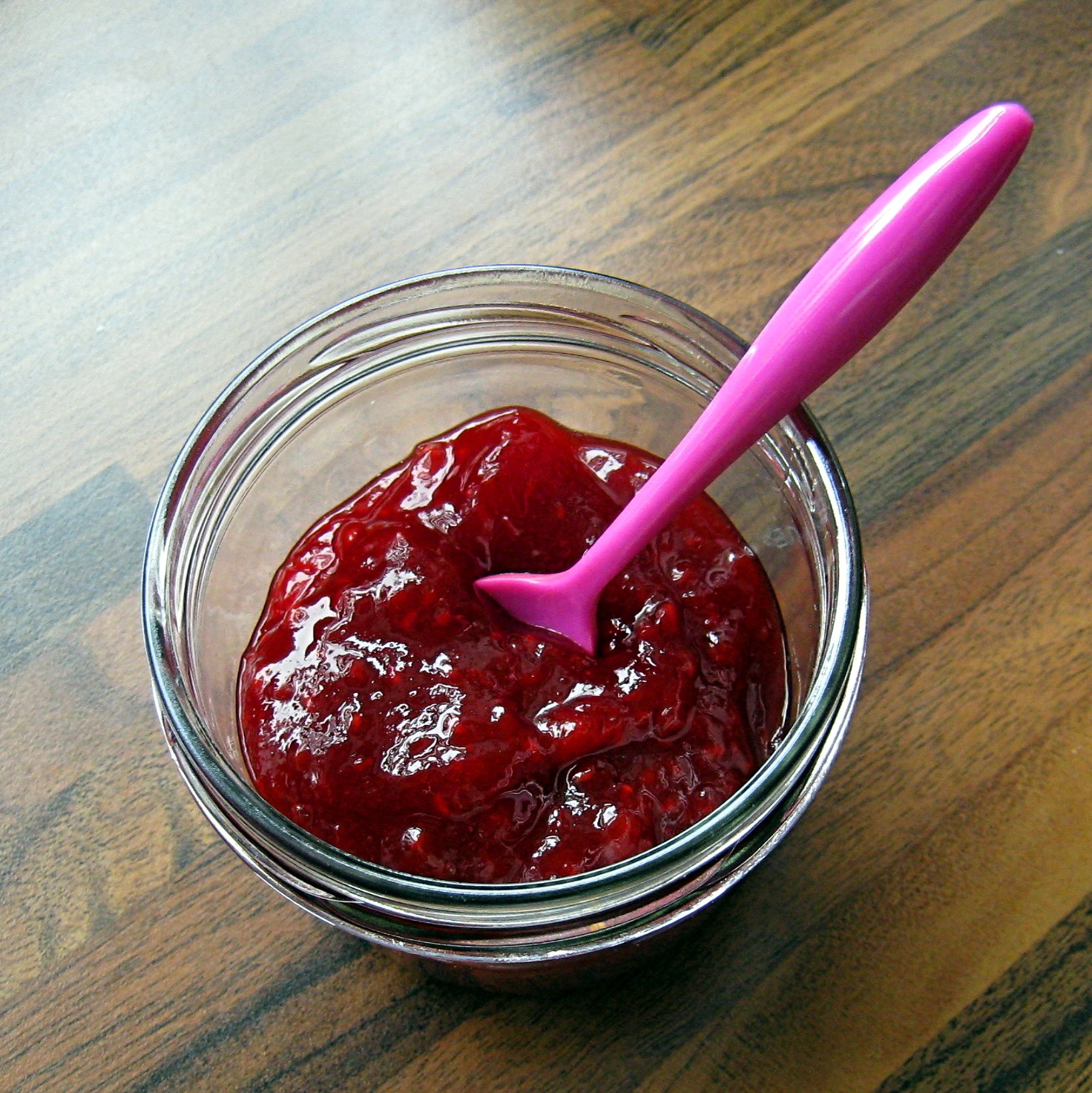 Delicious Delicious Delicious: Raspberry and Alphonso Mango Jam