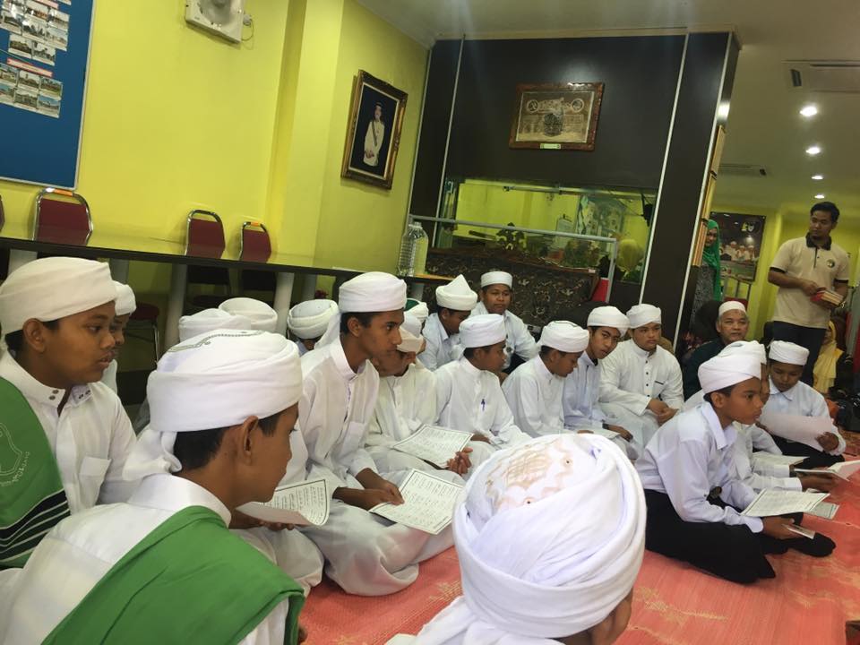 Tazkirah Dan Selawat Di Pagi Jumaat
