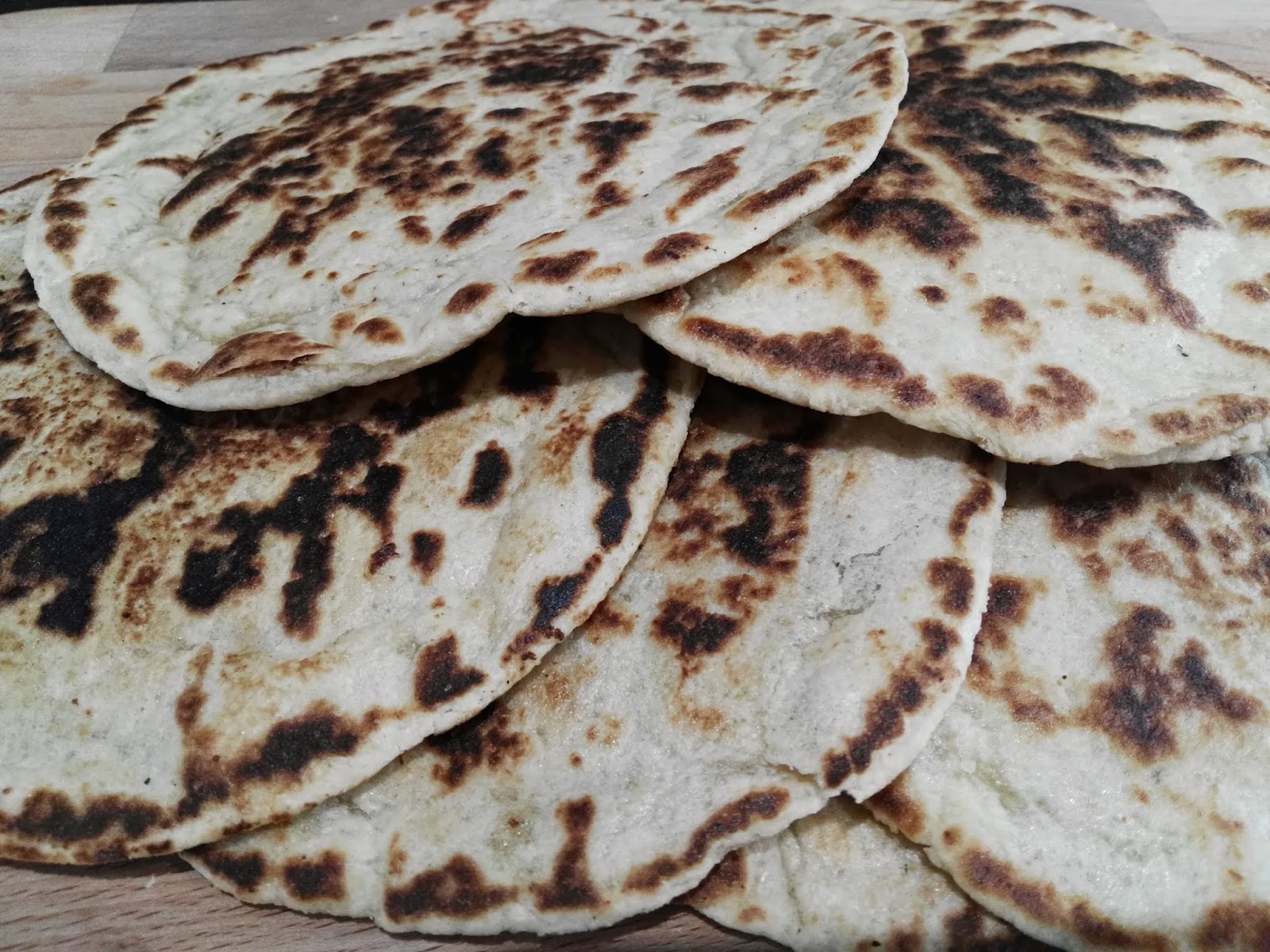 DELIKASERO: Lavash (Pan sin levadura)
