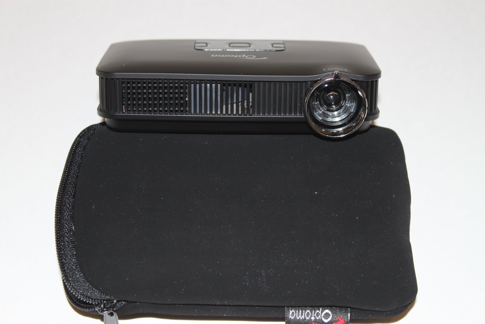 Stereowise Plus: Optoma PK301 Pico Projector Review