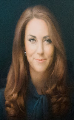Cool Wow Wow: Kate Middleton's First Official Royal Portrait Revealed