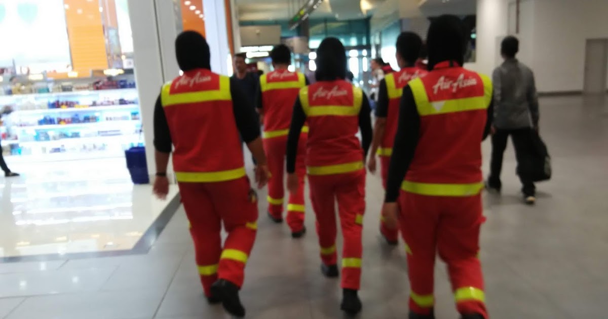 It's Mir Mira blog...: Kerjaya sebagai Ramp Agent ( Airasia )
