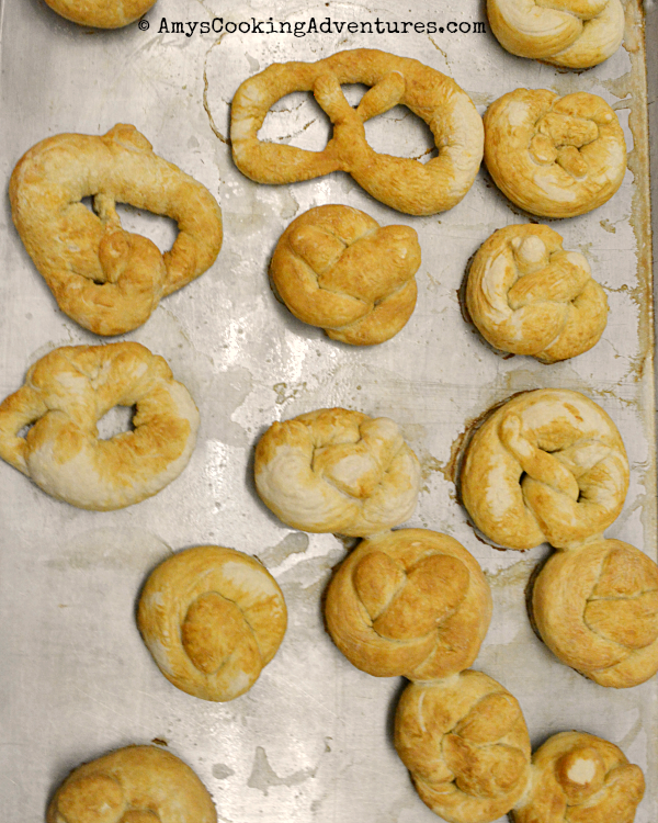 Praying Arm Pretzels #EasterRecipes
