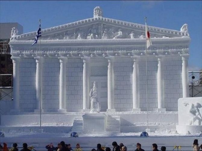 Amazing World: Amazing Ice and Snow Sculptures