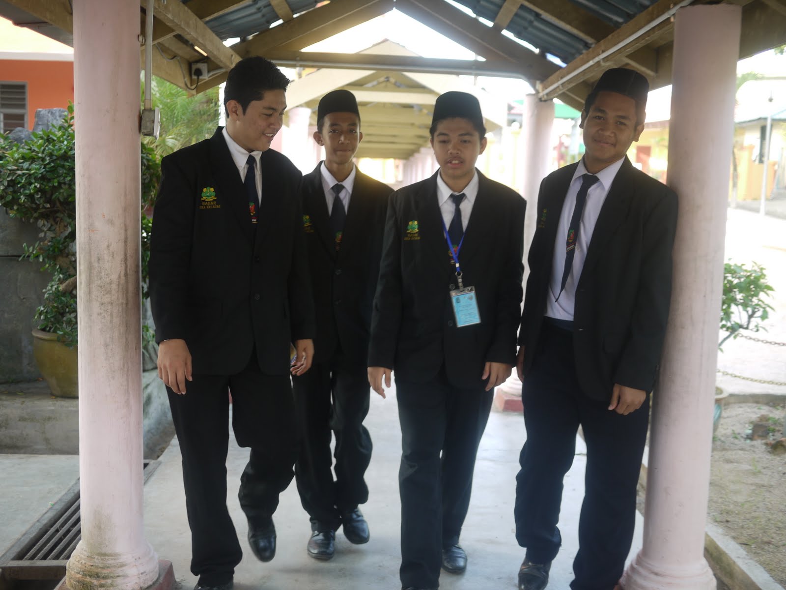 ALBUM BADAR SMKA WATANIAH MACHANG,KELANTAN.: Kem Cakna Solat 2011